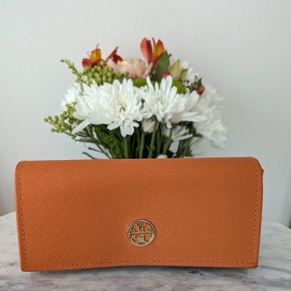 Tory Burch | Accessories | Tory Burch Accessory Case | Poshmark